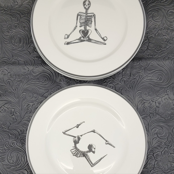 Wicked by Ciroa | Dining | Wicked By Ciroa Skelton Yoga Side Plates ...